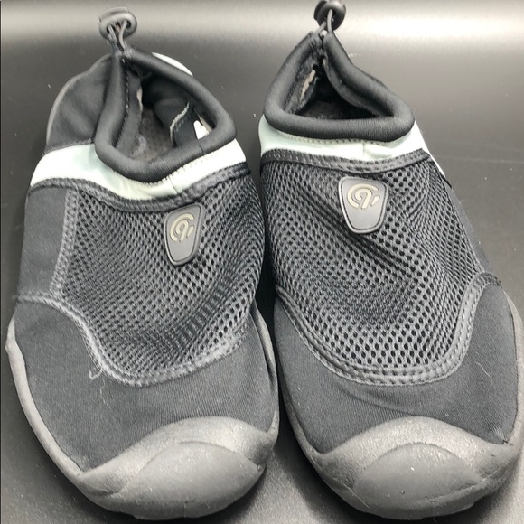 Crest | Shoes | Water Shoes | Poshmark